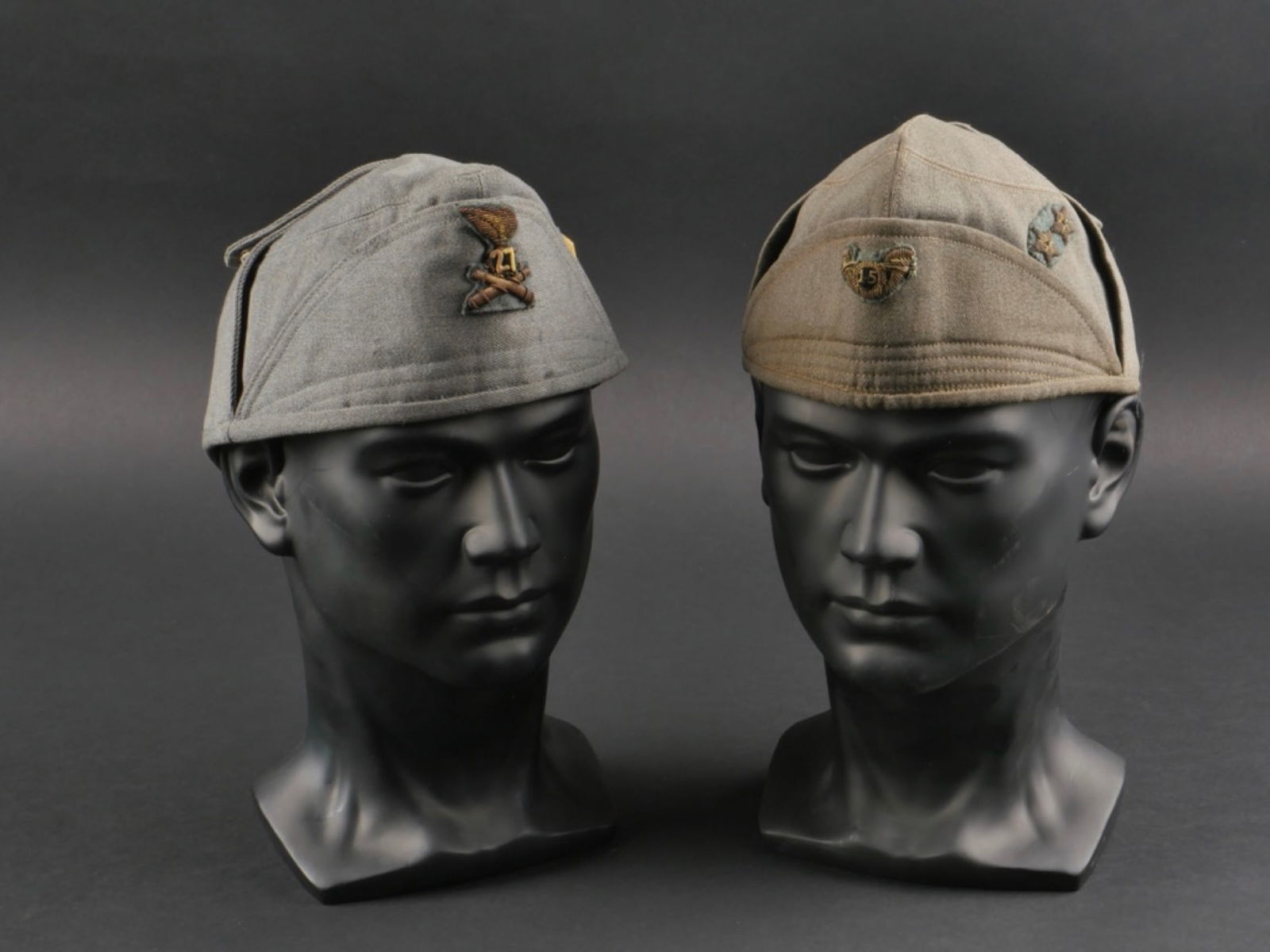 Bonnets De Police Italien. Italian Police Hats Auction