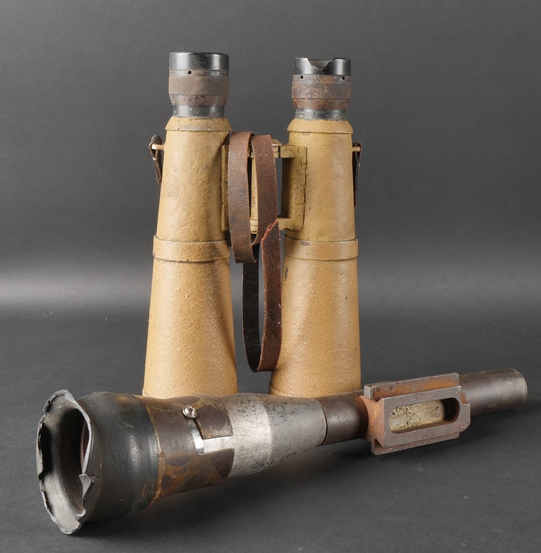 Jumelle Et Lunette Allemande. German Field Binoculars And Rifle Scope ...