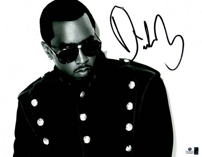 P Diddy Signed Autographed 11x14 Photo B/w Button Jacket Puff Daddy