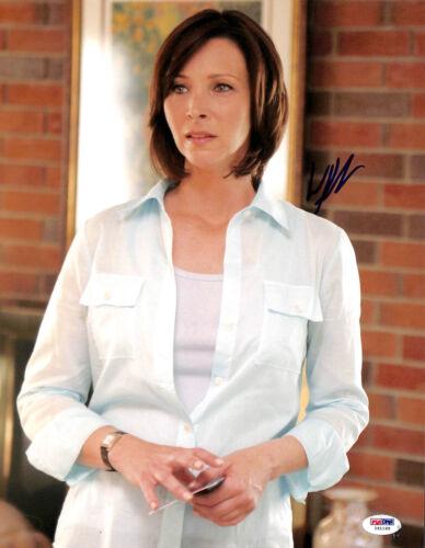 Lisa Kudrow Friends Signed 11X14 Photo Autographed PSA/DNA #I61195 ...