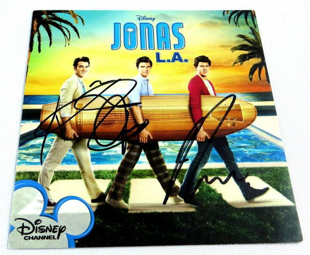 The Jonas Brothers Signed Autographed Cd Booklet Nick Joe Kevin Bas