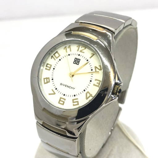 Givenchy Givenchy Wristwatch Analog Quartz Ah.16.xviii Silver Gold ...
