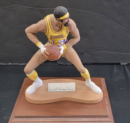 Wilt Chamberlain Signed Autograph Statue / Figurine La Lakers No