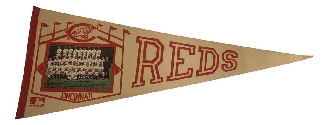 Vintage 1970 Cincinnati Reds 30 Photo Picture Pennant Auction
