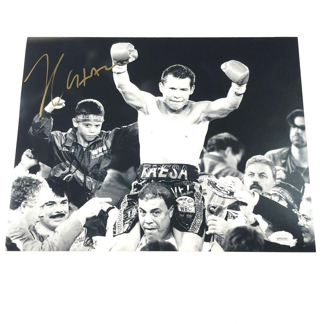 Julio Cesar Chavez Signed 11x14 Photo Jsa Boxer Autographed Auction