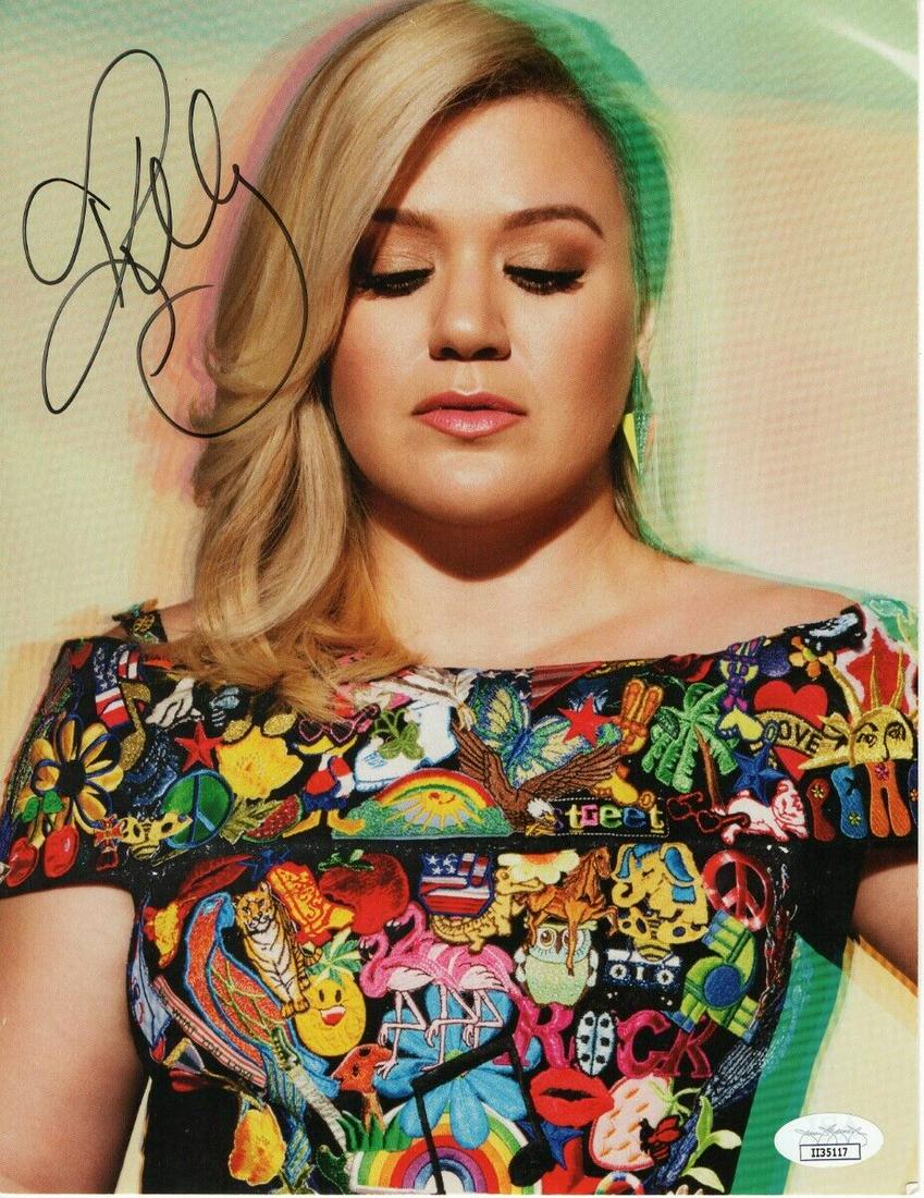 Kelly Clarkson Signed Autographed 8.5x11 Photo Cartoon Shirt Jsa Auction