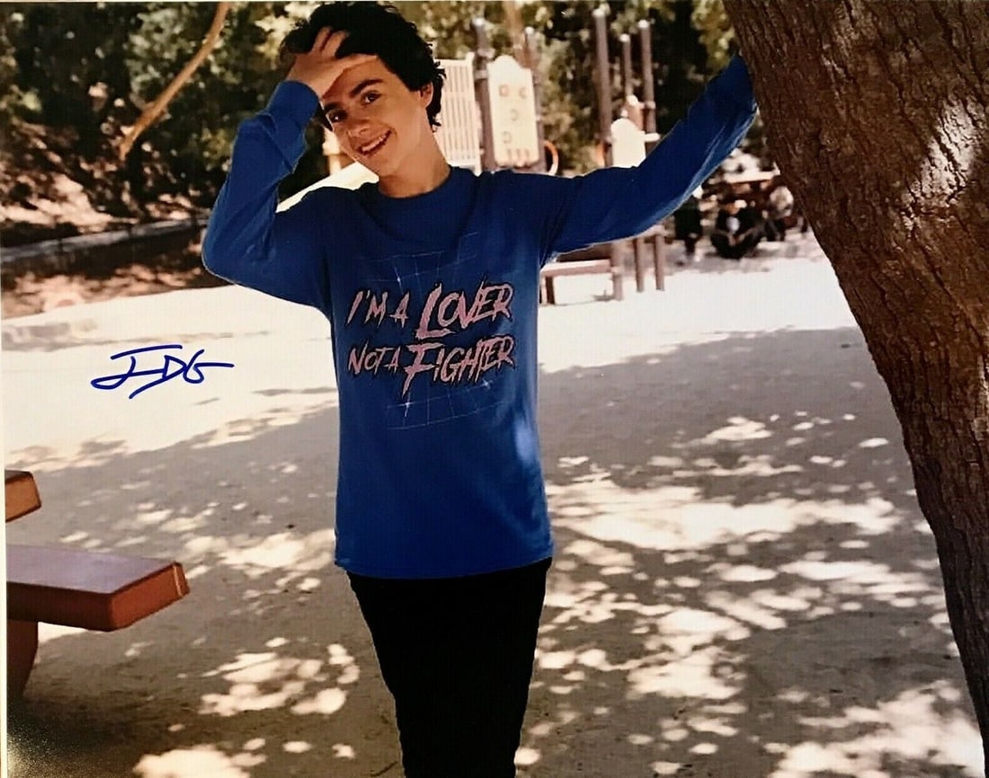 Jack Dylan Grazer (eddie- Stephen King's "it") Signed 11x14 Photo Auction