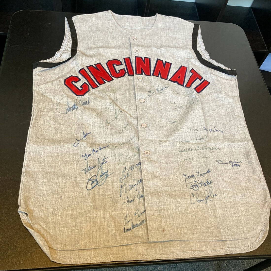 Cincinnati Reds Legends Multi Signed Jersey 27 Signatures Johnny Bench ...