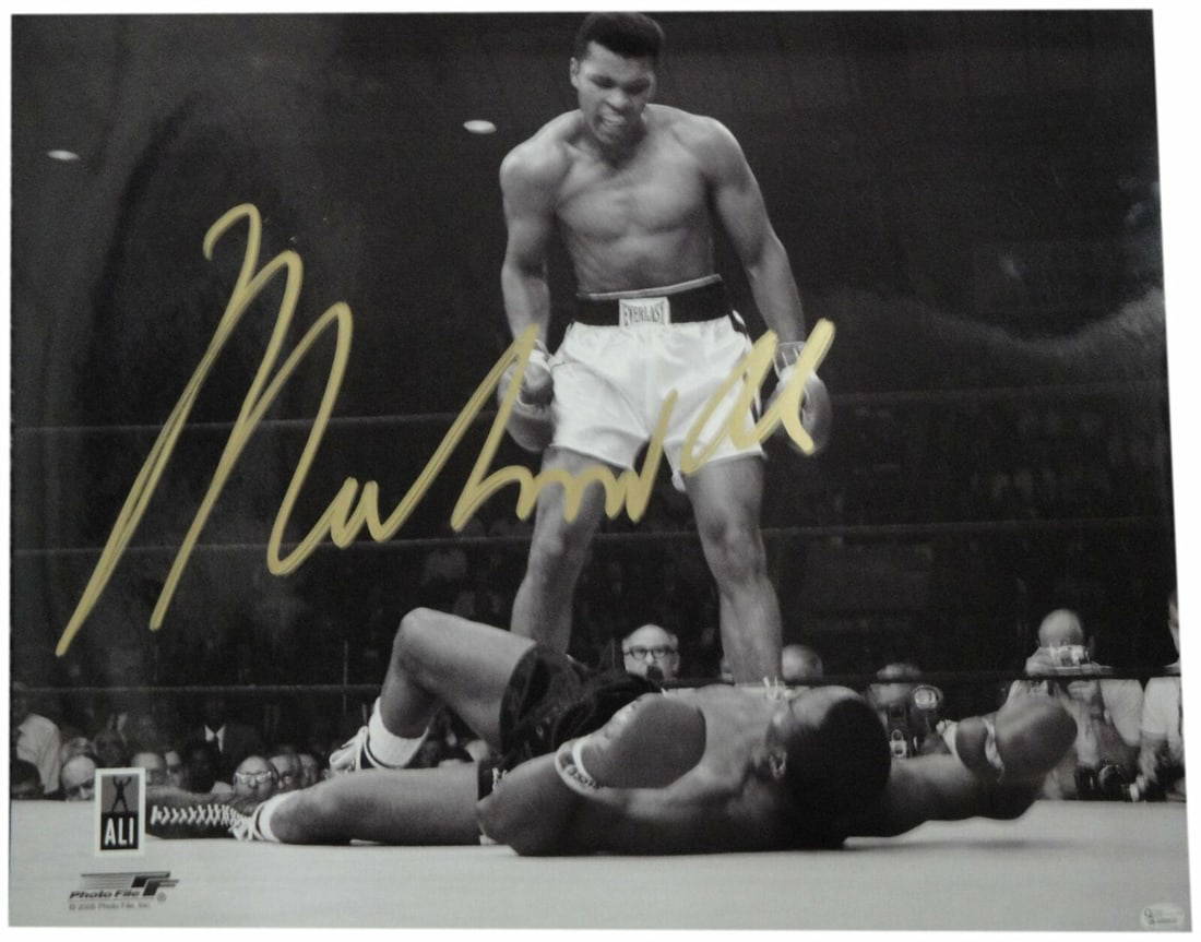 Muhammad Ali Signed Auto 16x20 Photo Huge 11 Inch Signature Online Auction