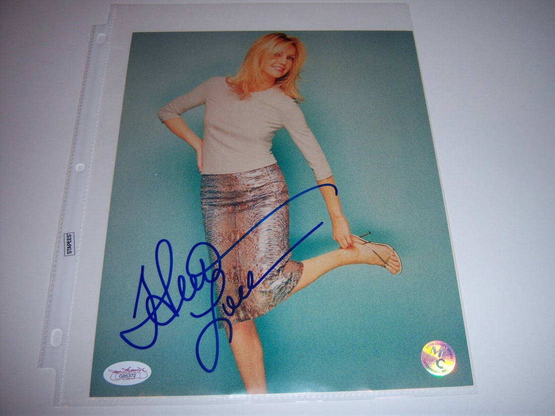 Heather Locklear Movie Star Jsa/coa Signed 8x10 Photo Auction