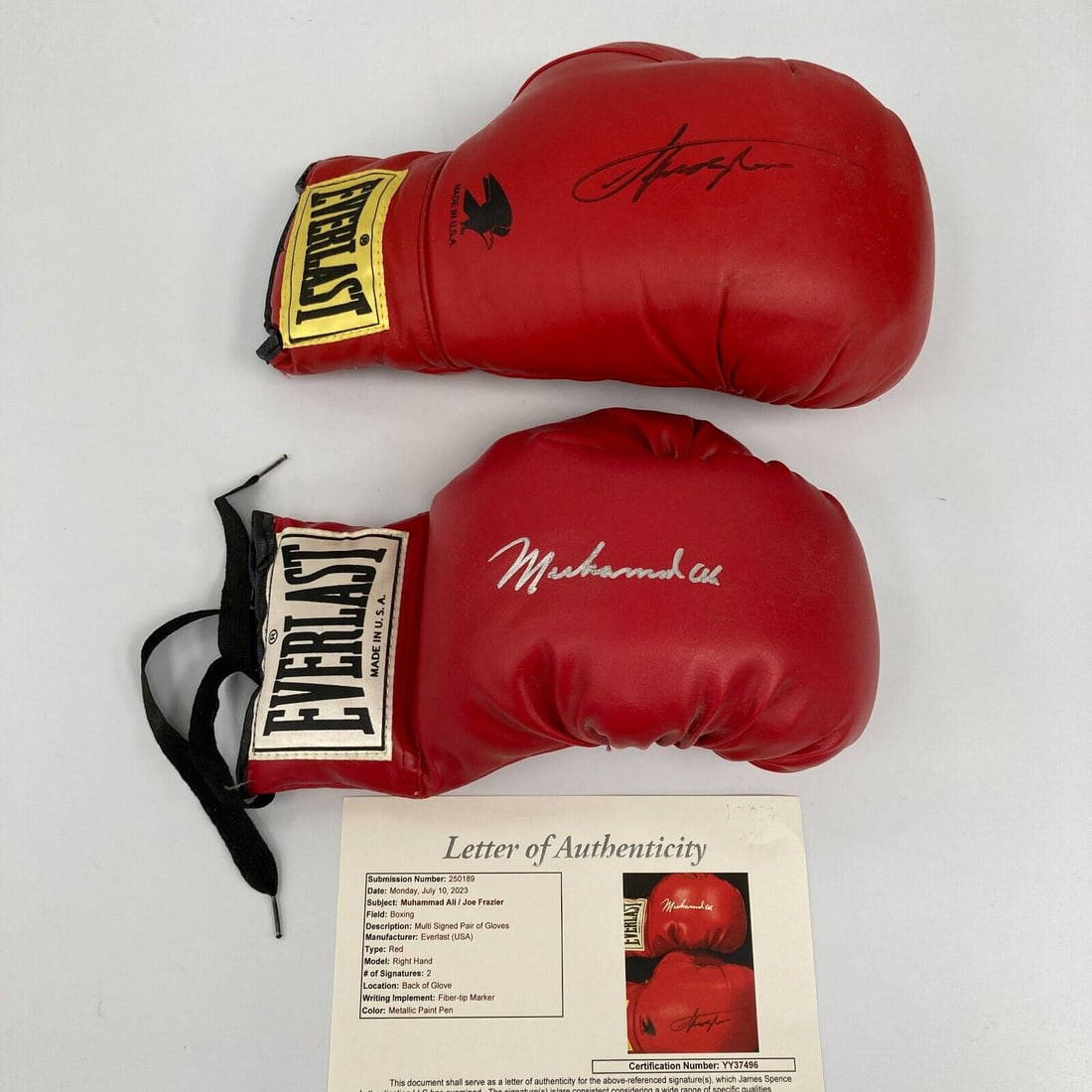 Muhammad Ali & Joe Frazier Signed Autographed Everlast Boxing Gloves ...