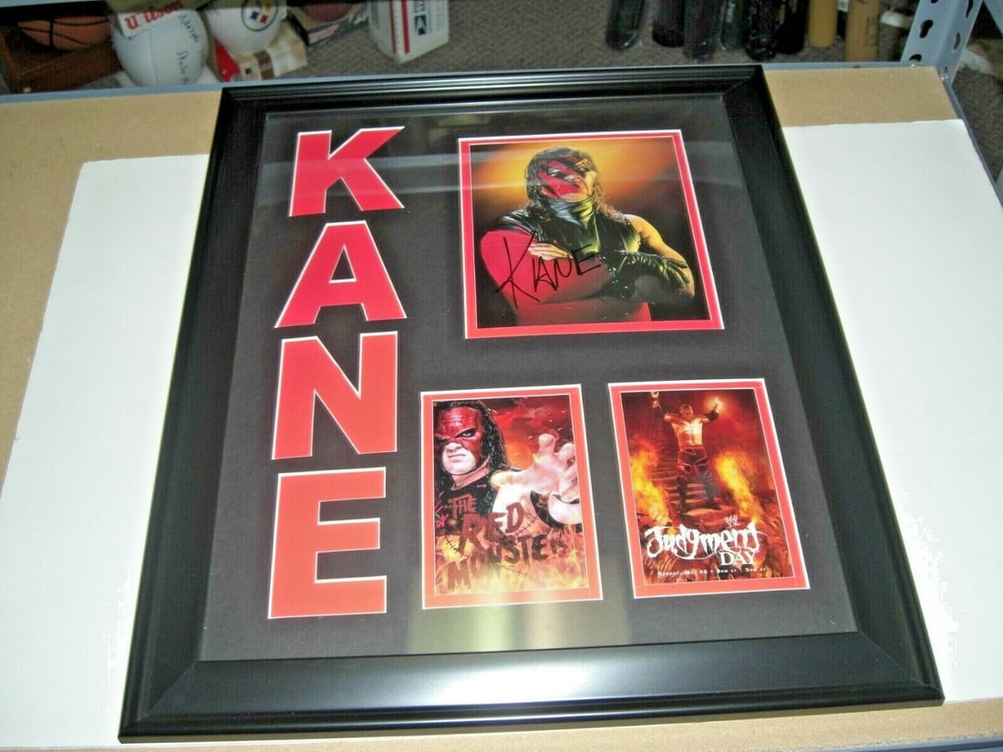 Glenn Jacobs Wwe Wrestler Kane W/coa Signed And Framed 8x10 Photo Auction