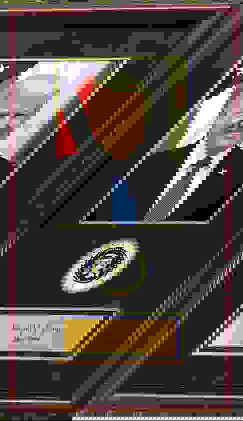 President Donald J Trump Laser Engraved Signature W/photo Display ...