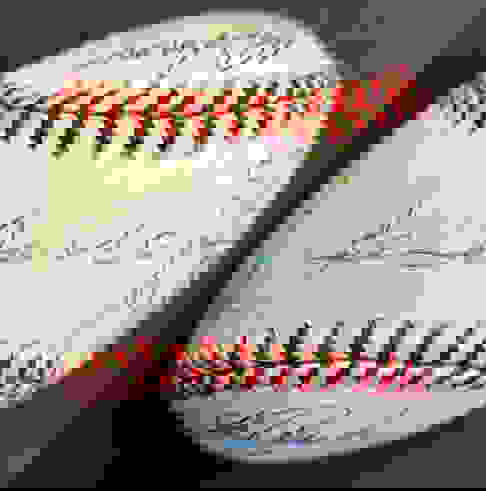 1998 N.y. Yankee Team Signed Ws Baseball- 28 Signatures Auction