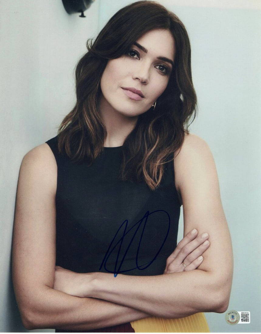Mandy Moore Signed Autographed 11x14 Photo Sexy Arms Crossed Bas Auction