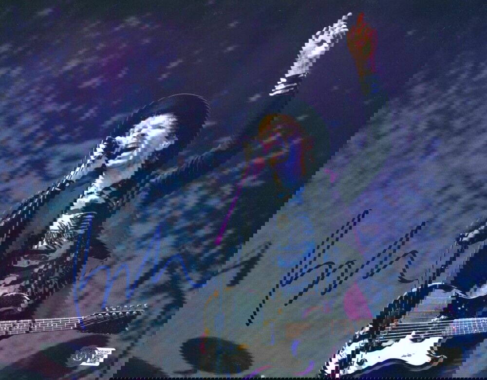 Beck Hansen Signed 11x14 Photo Singing On Stage With Hat Bas Auction