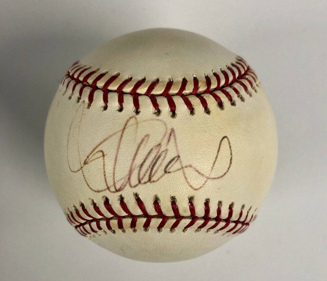 Ichiro Suzuki Signed Shea Stadium Baseball - Jsa Authenticated Auction