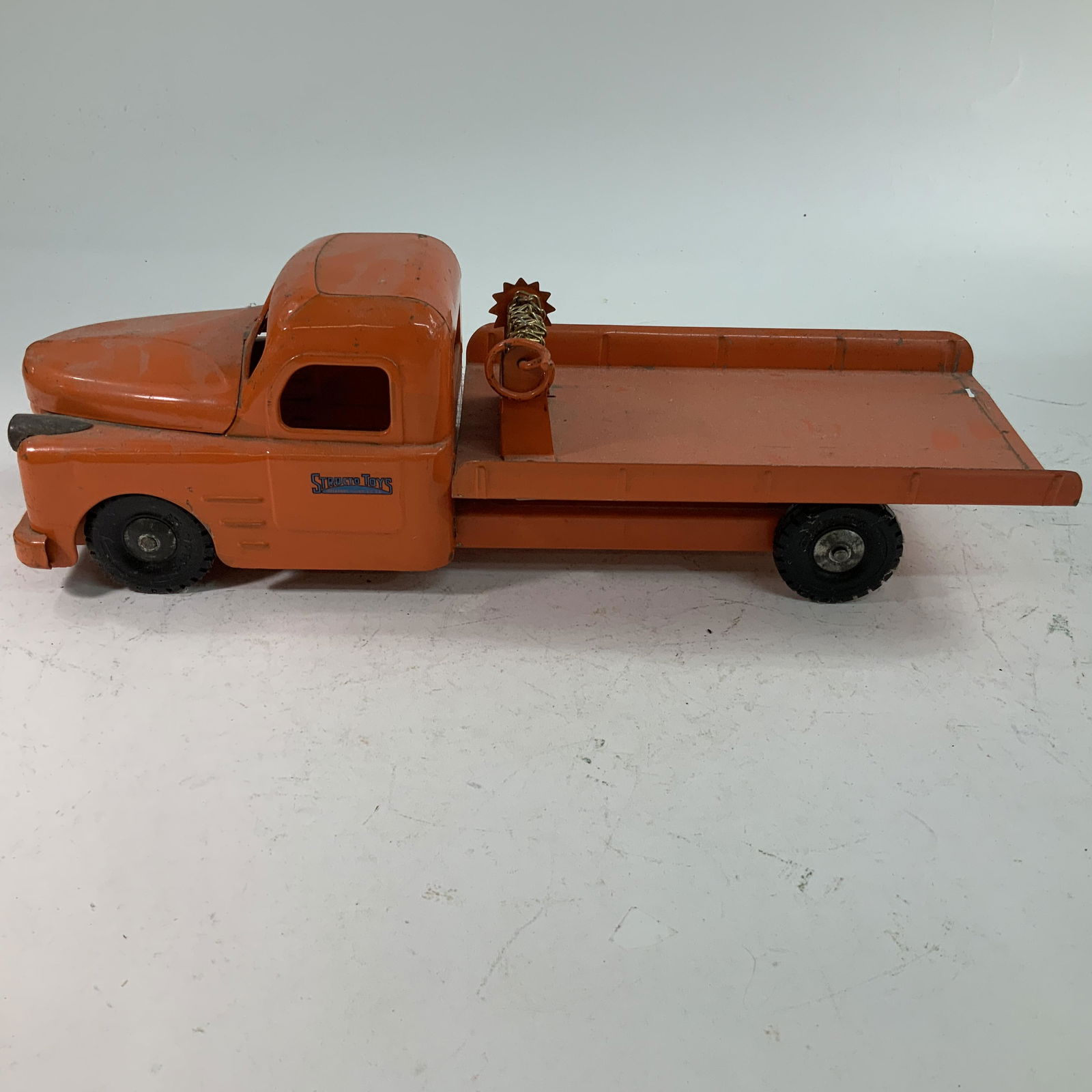 Structo Ramp Hoist Car Hauler Auction