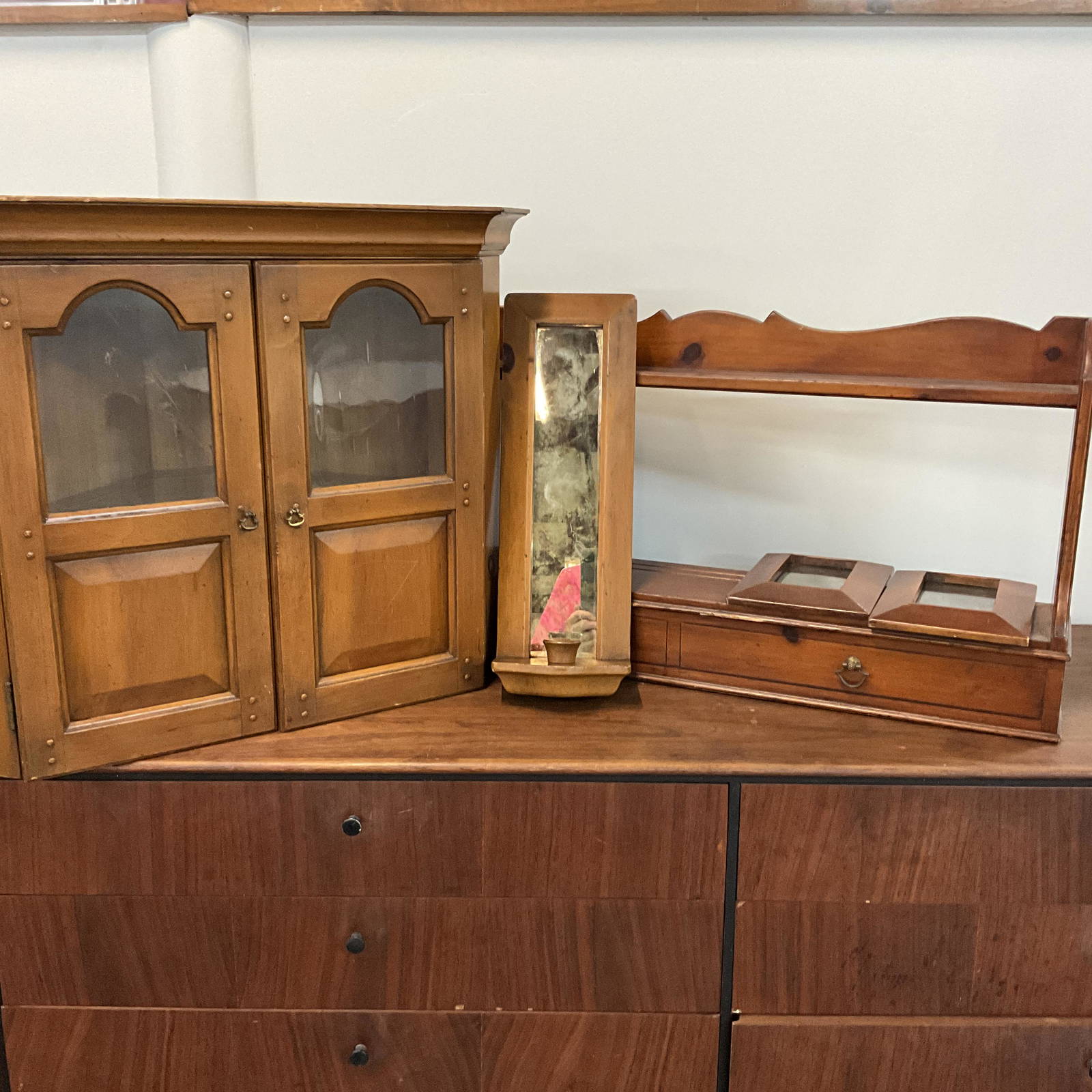 Alfred Assid Mid-century Early American Items Auction