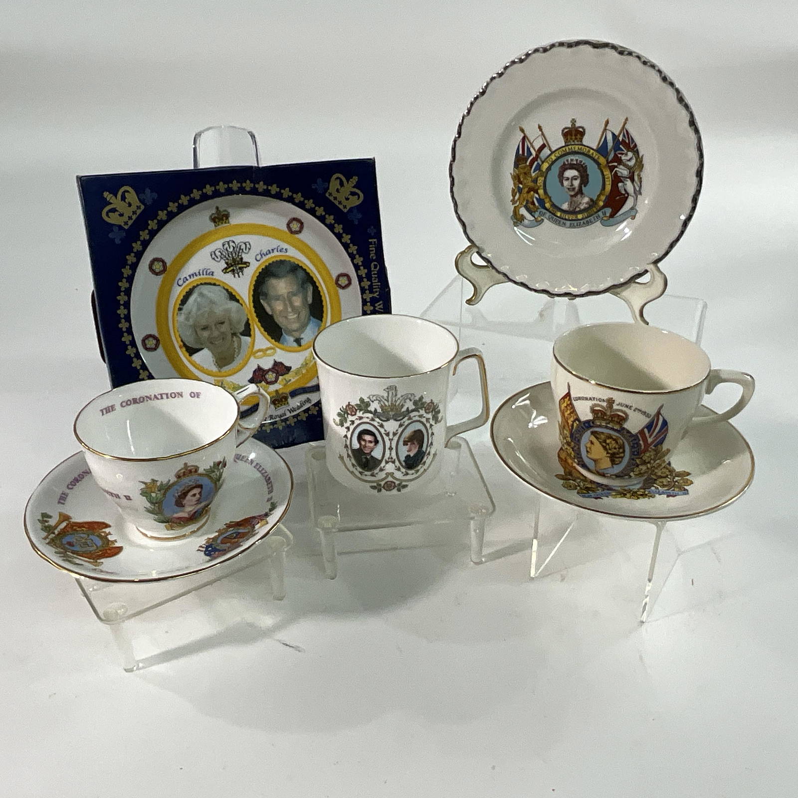 Queen Elizabeth Ii And Prince Charles Commemorative Items Auction