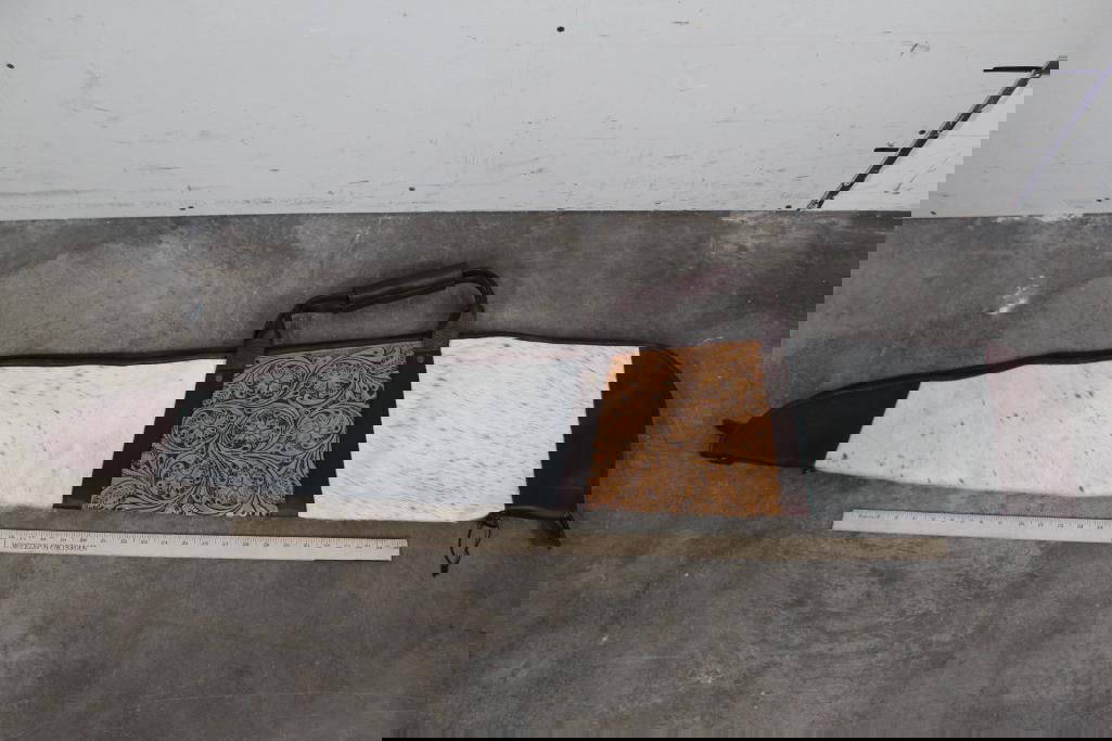 *brand New* Cowhide And Tooled Leather Rifle Case Auction