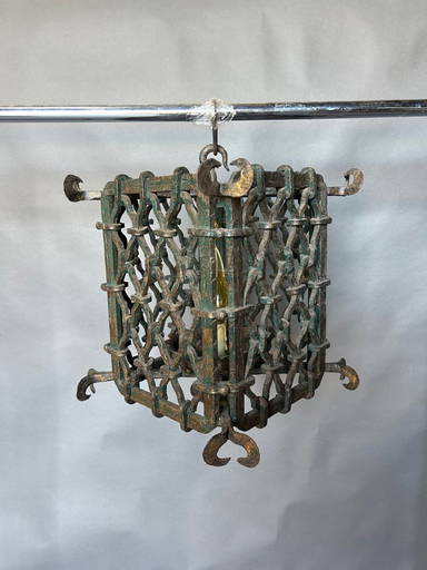 Continental Metal Chain Chandelier