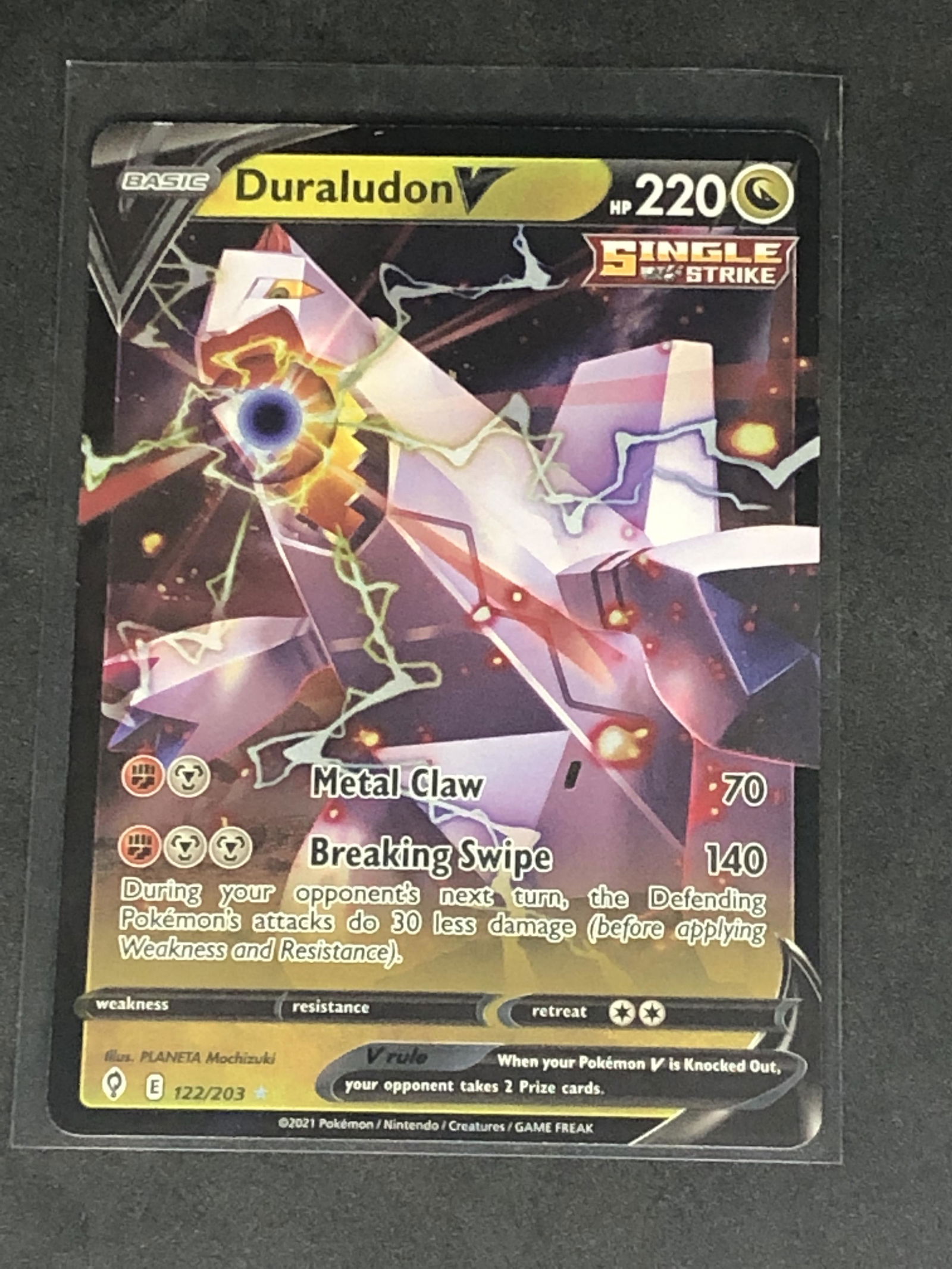 Duraludon V Single Strike Pokemon Card
