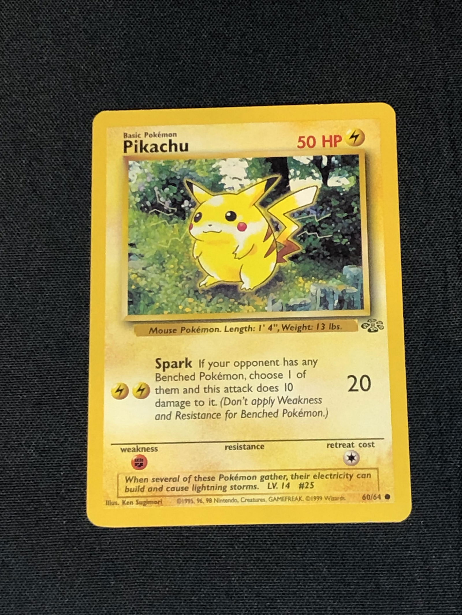 Vintage Jungle Set Pikachu Pokemon Card