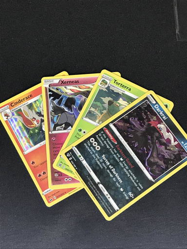 V Pokemon Card (#0147) on Dec 04, 2022 | Crown Collectibles & Grading in TX