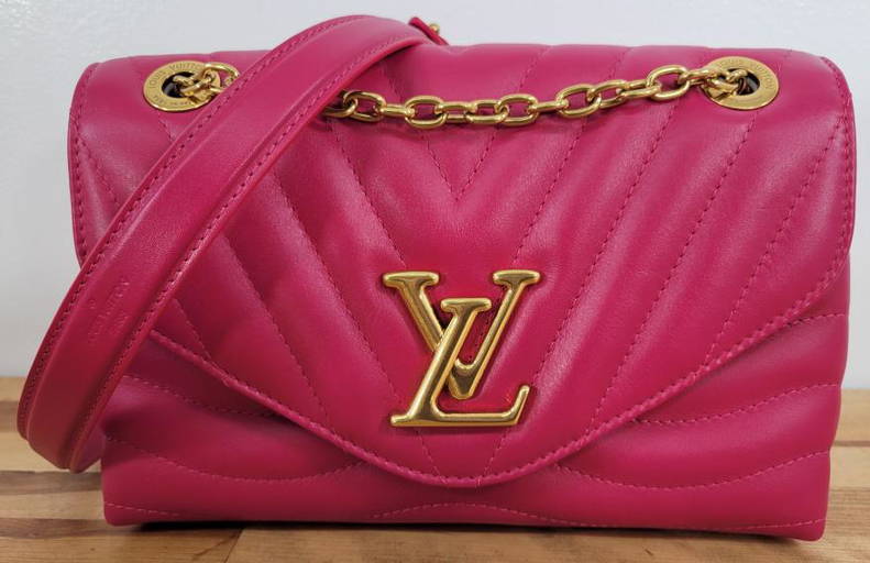 Holiday Designer Handbag & Jewelry Auction 2022-12-11 Auction - 215 ...