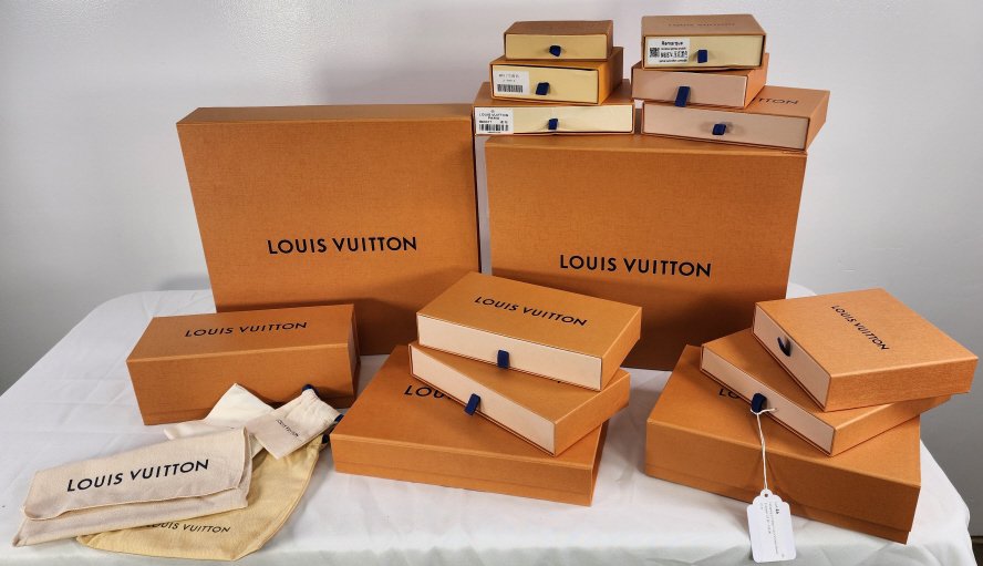 Grouping of Empty Louis Vuitton Boxes - Dec 11, 2022 | East-Wing Estate ...