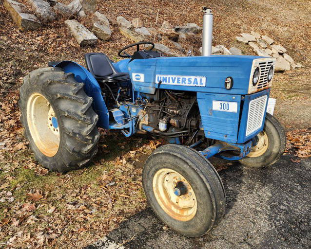 1991 Ascot / Utb Universal 300 Tractor