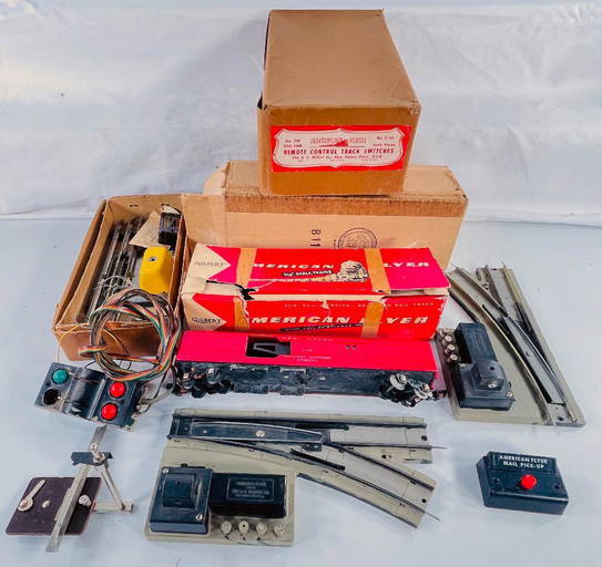 American Flyer Postwar S Gauge 702 Curve Track, 718 REA Mail Car, 720 ...