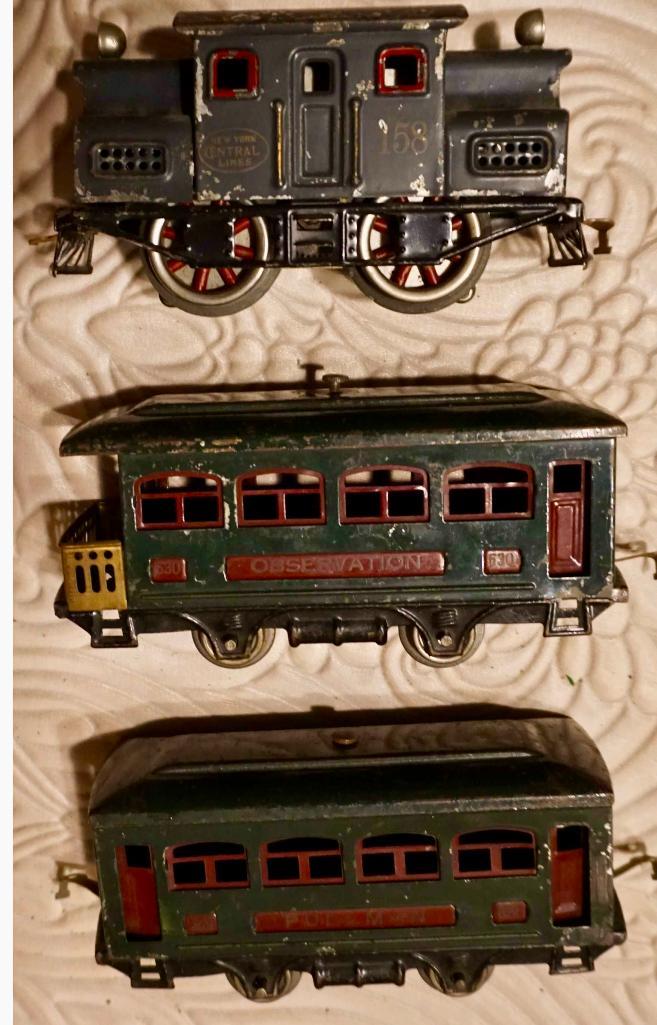 Lionel Prewar O Gauge 150 Gray Loco with 529 - 530 Olive Green ...