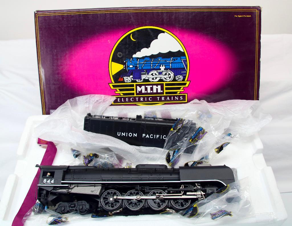 Mth O Gauge Union Pacific Fef 4 - 8 - 4 Northern Steam Engine And Loco ...