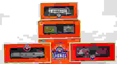 New Lionel O Gauge Four (4) Assorted Freight Cars And Tca Rico Station ...