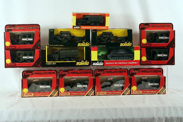 Solido Thirteen (13) Assorted Army Vehicles And Tanks