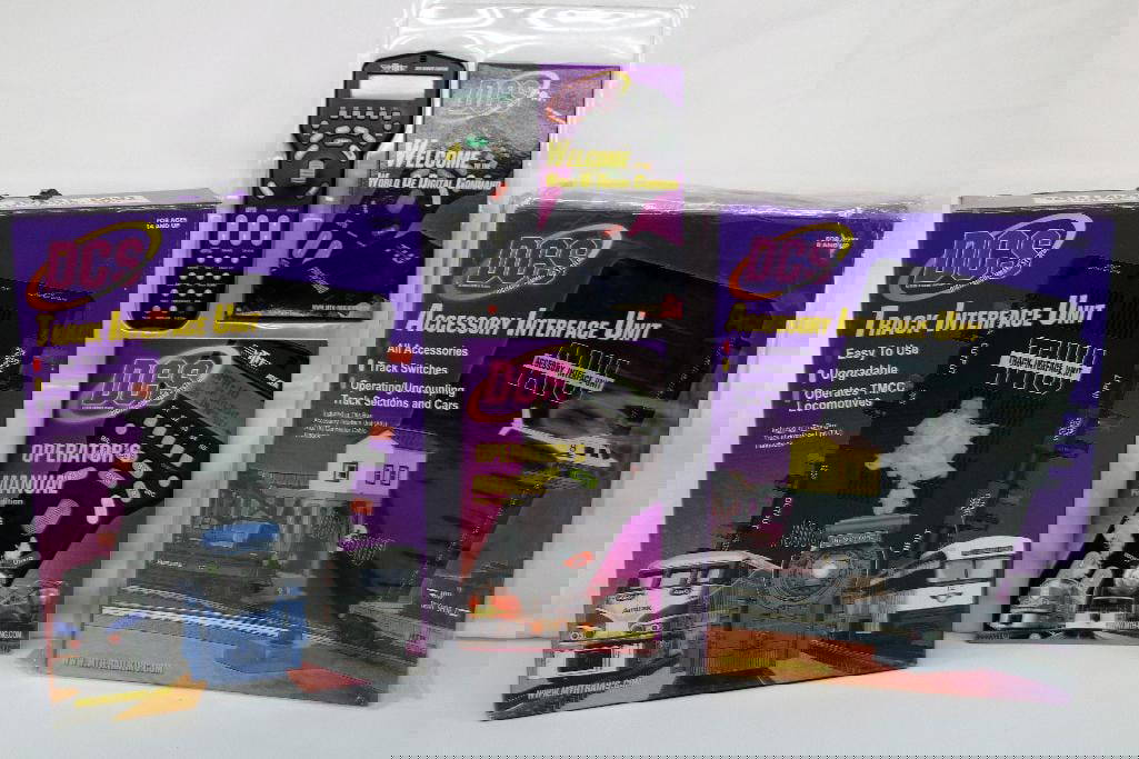 Mth Dcs Track Interface Unit And Dcs Accessory Interface Unit Auction