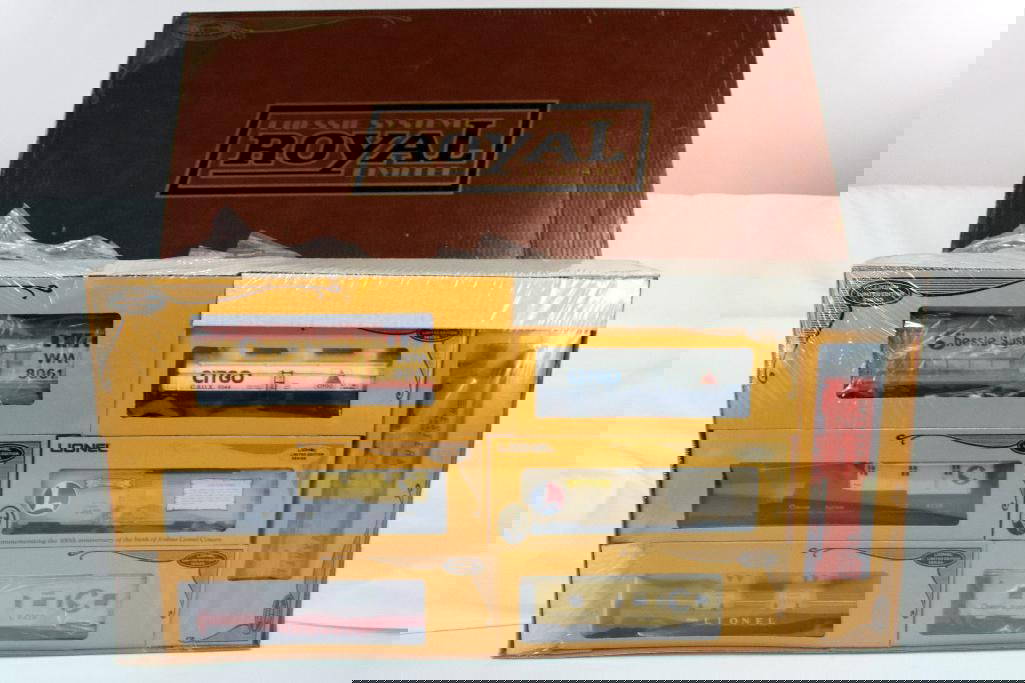 Modern Lionel O Gauge Chessie System Royal Limited Set, With Chessie ...