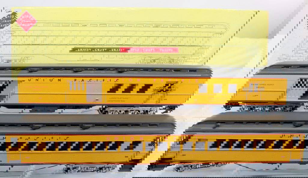 Aristocraft Trains G Scale Union Pacific Heavyweight Passenger Car X2 ...