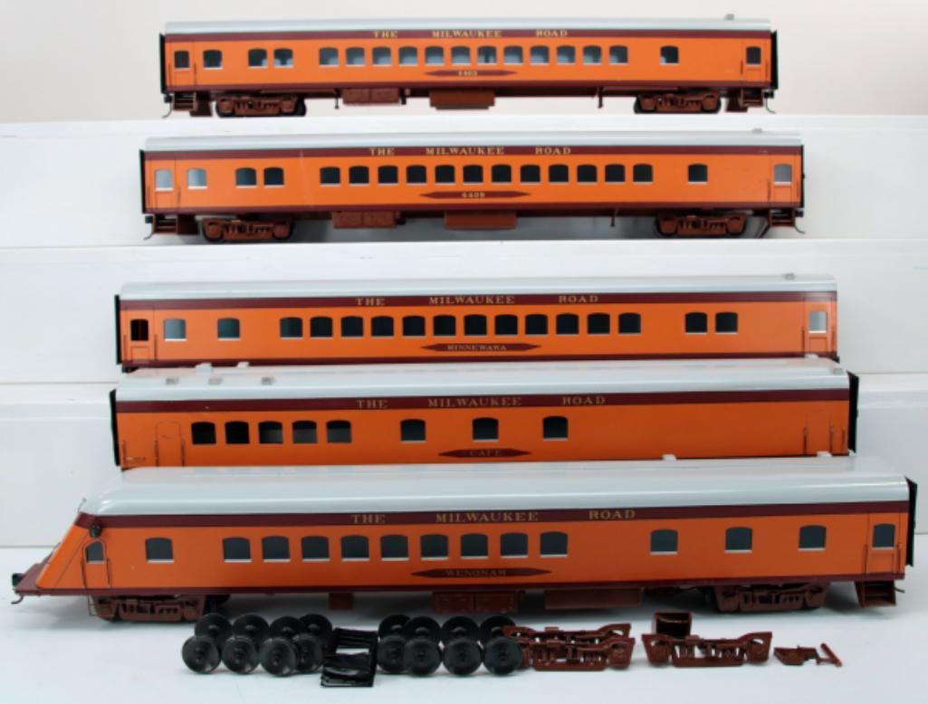 Aristocraft Trains G Scale Five (5) Assorted Passenger Cars Auction