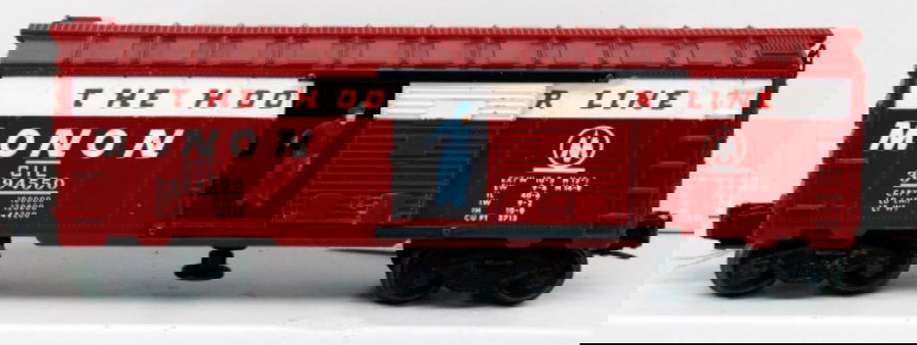 Lionel Postwar O Gauge 3494 - 550 Monon Operating Box Car Auction