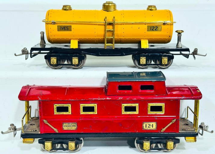 Ives Lionel Prewar O Gauge 122 Yellow Tank Car And 121 Red And Gray ...