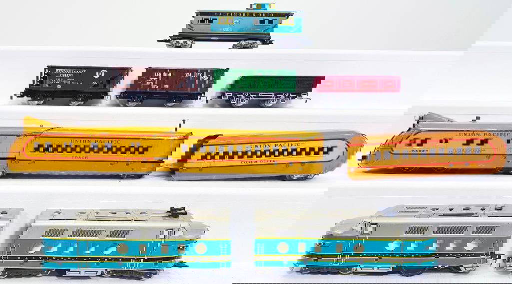 Marx Prewar And Postwar O Gauge Union Pacific 2 Car Streamliner Set ...