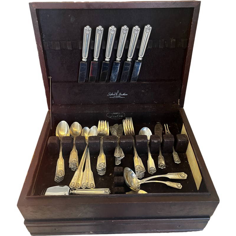 Frank W. Smith Sterling Silverware Set "fiddle Shell" Pattern Auction