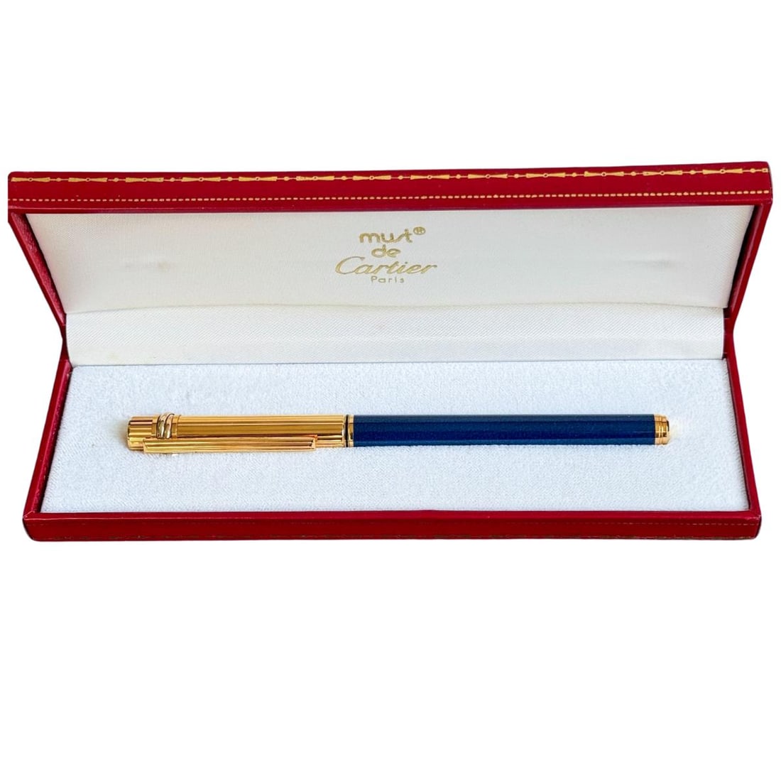 Cartier Trinity Blue Lacquer Gold Plate Fountain Pen Auction