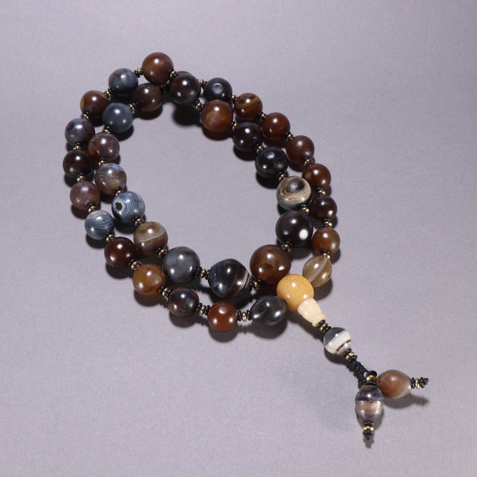 Buy A Qing Dynasty Banded Agate Handheld Beads | Top Notch Collections ...