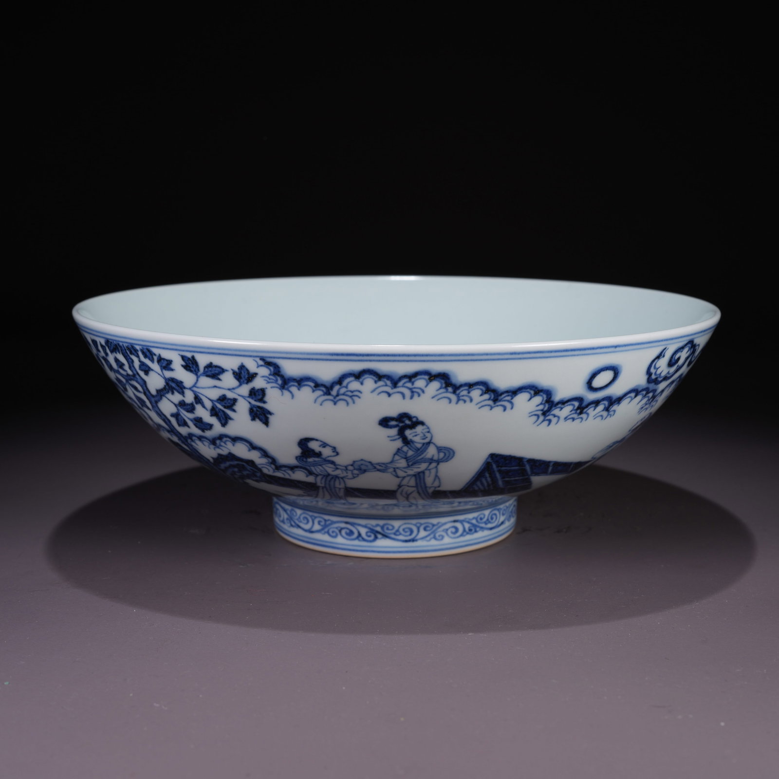A Large Blue-and-white Bowl With Court Lady In Garden Scene Auction
