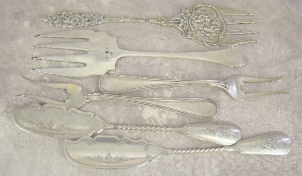 1646: 6 PIECES DUTCH SILVER FLATWARE