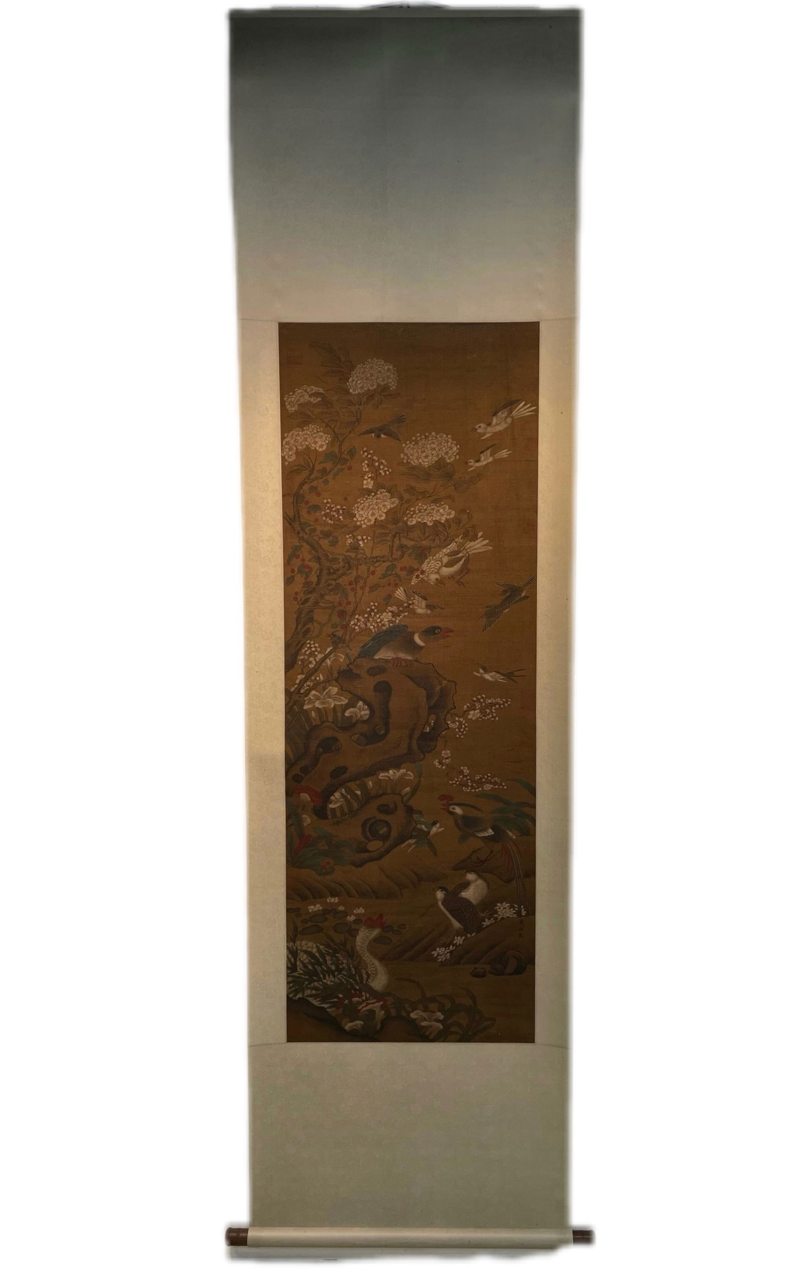 A Silk Vertical Scroll Of Cui Bai In The Song Dynasty Auction